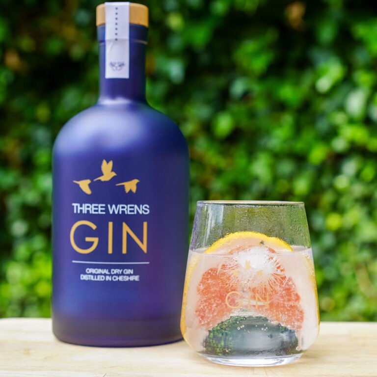 How Many Calories Are in a Gin and Tonic? - Three Wrens Gin